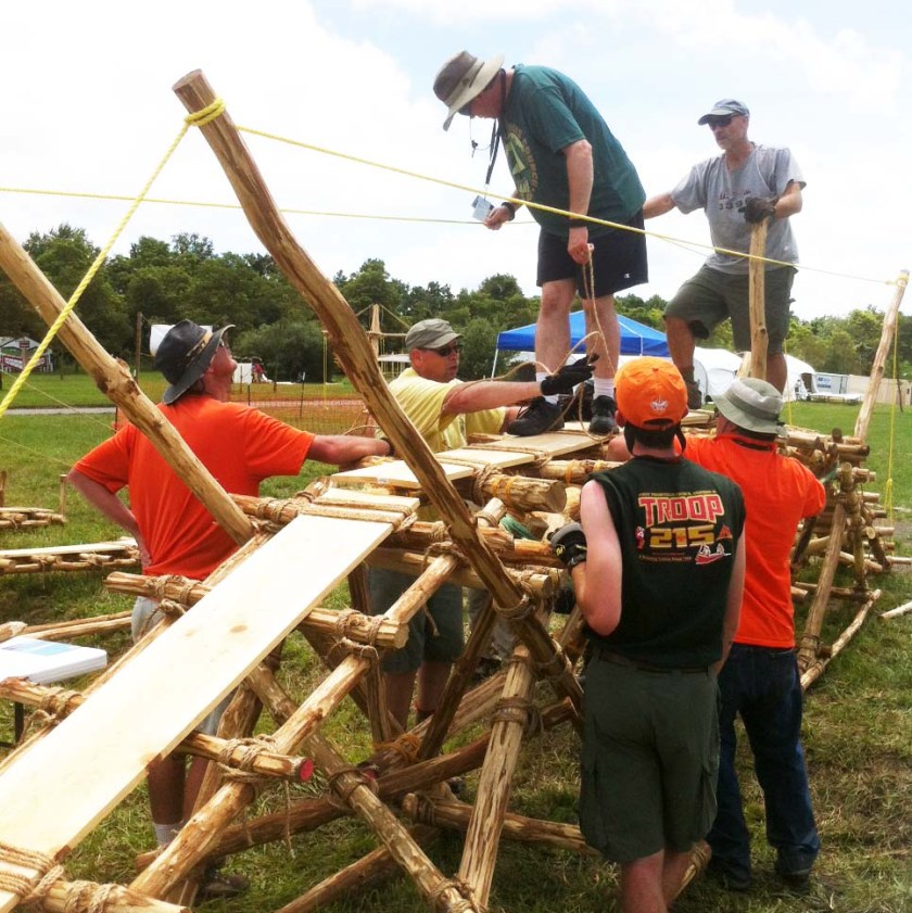 Prestressed Triple Walkway Bridge – SCOUT PIONEERING